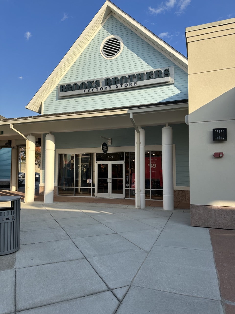 NJ Outlet Center Concrete Walkway Revitalization by Swan Co.